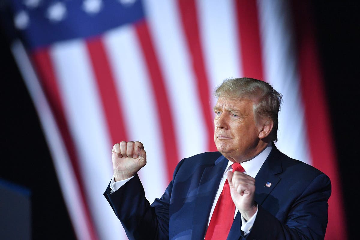 Trump news live: Latest US election news as president praises veterans ...