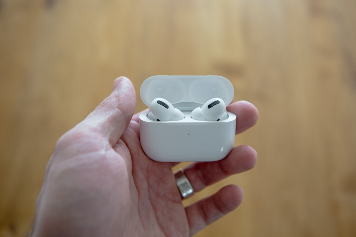 AirPods Pro 2 release date: New Apple earphones to arrive imminently ...