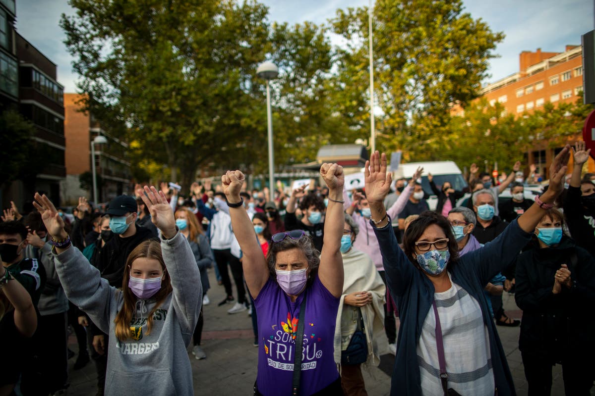 Madrid officials reluctantly ready city for partial lockdown lockdown ...