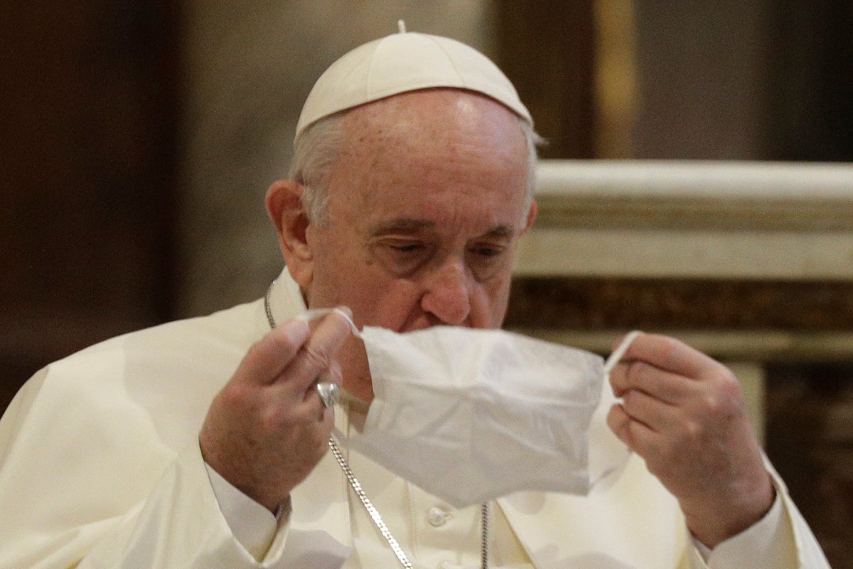 "We're working on it:" Pope's COVID advisers and the mask Mask Mask ...