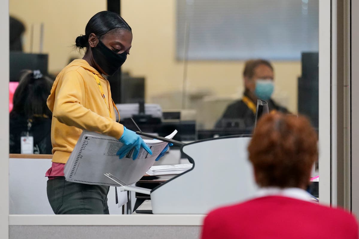 Poll Watchers Emerge As A Flashpoint In Battle Over Ballots Republican