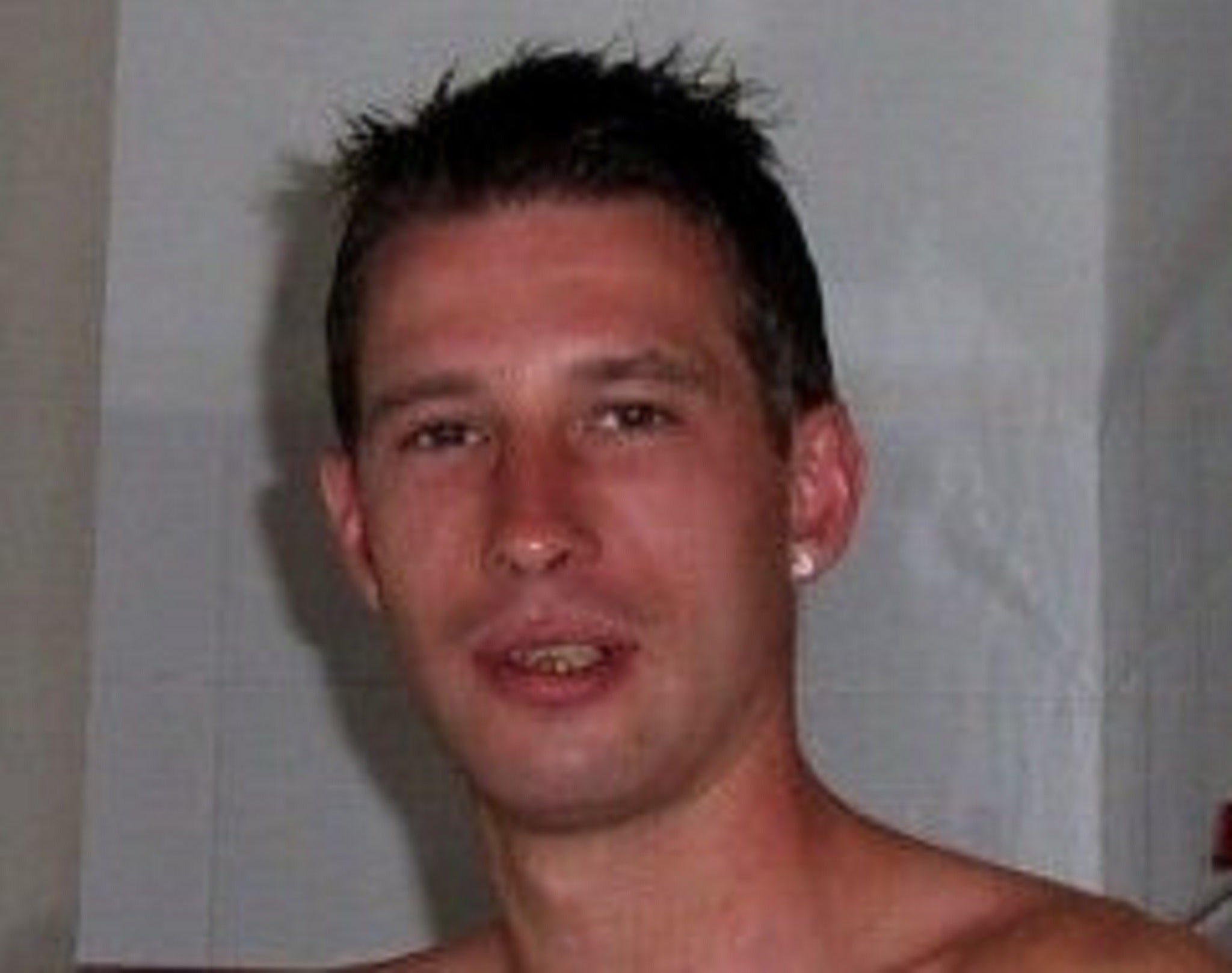 Police divers to search Hampstead Heath pond in murder probe after man ...