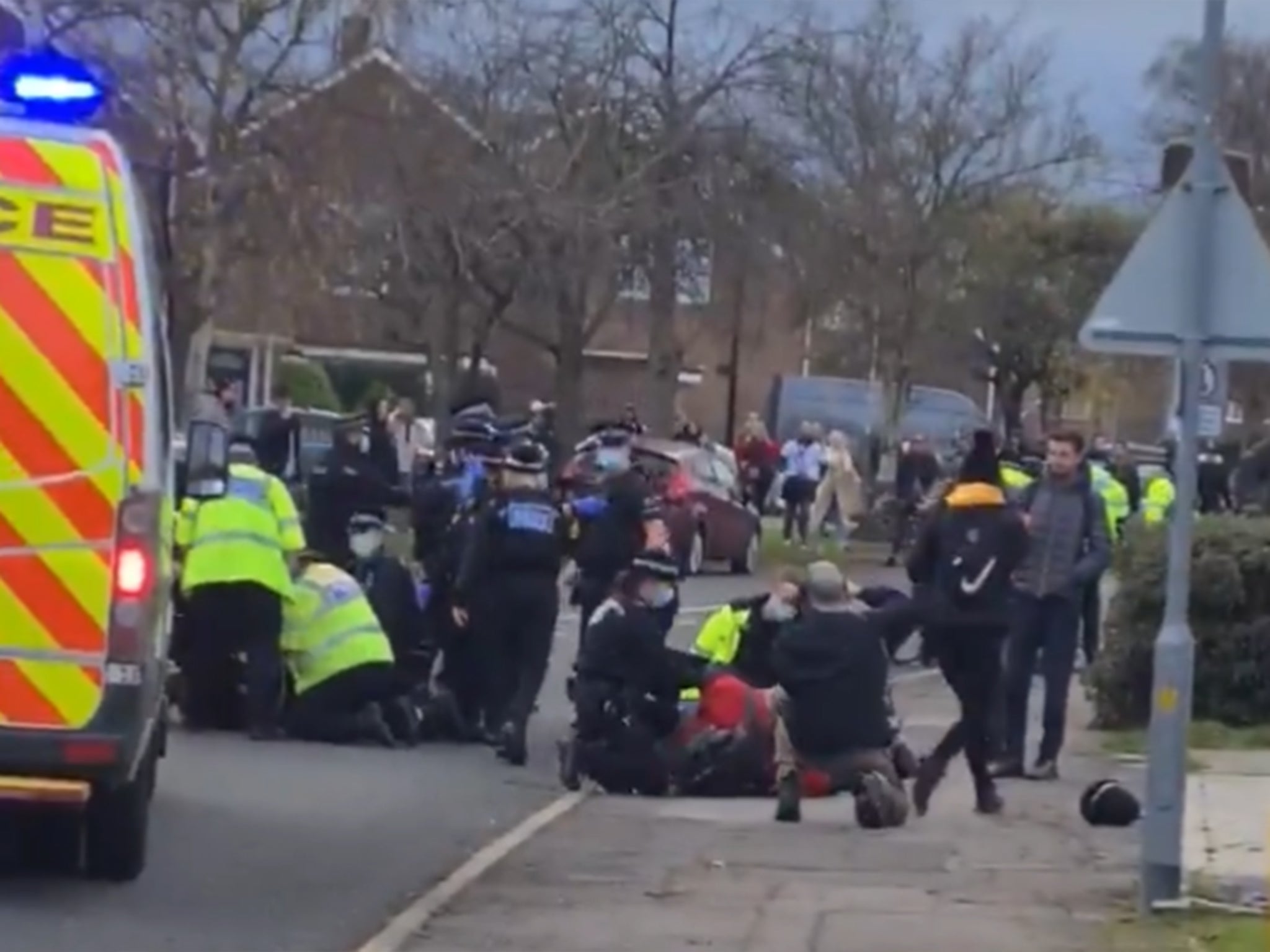 Twelve arrested at ‘idiotic’ anti-lockdown protest in Basildon | The ...
