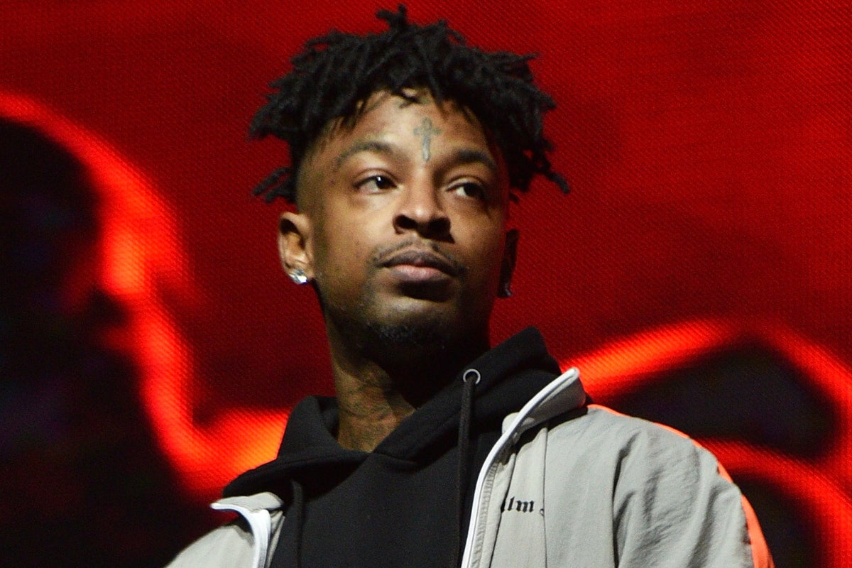 21 Savage mourns younger brother reportedly stabbed to death in London ...