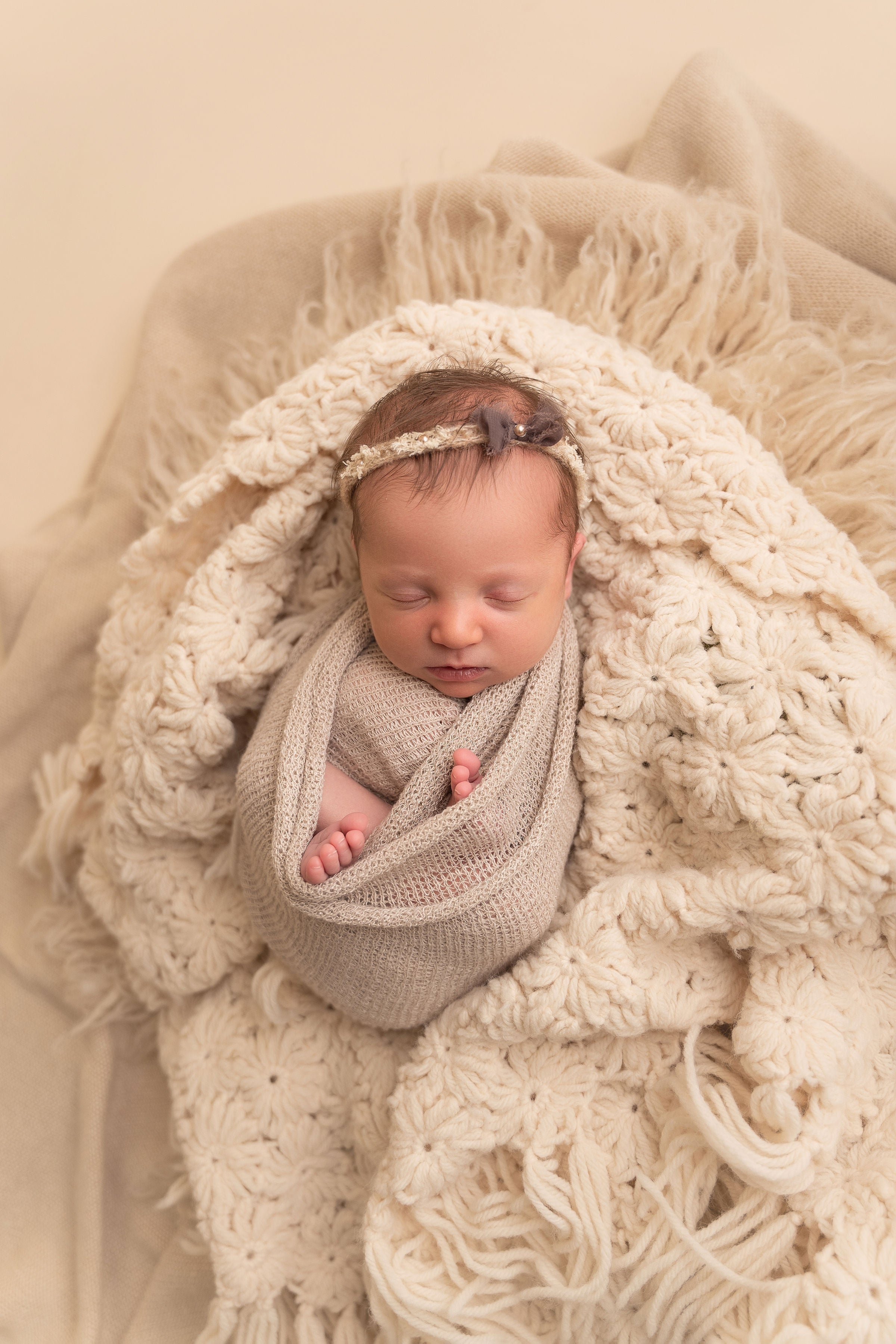 Baby breaks record after being born from embryo frozen 27 years ago ...