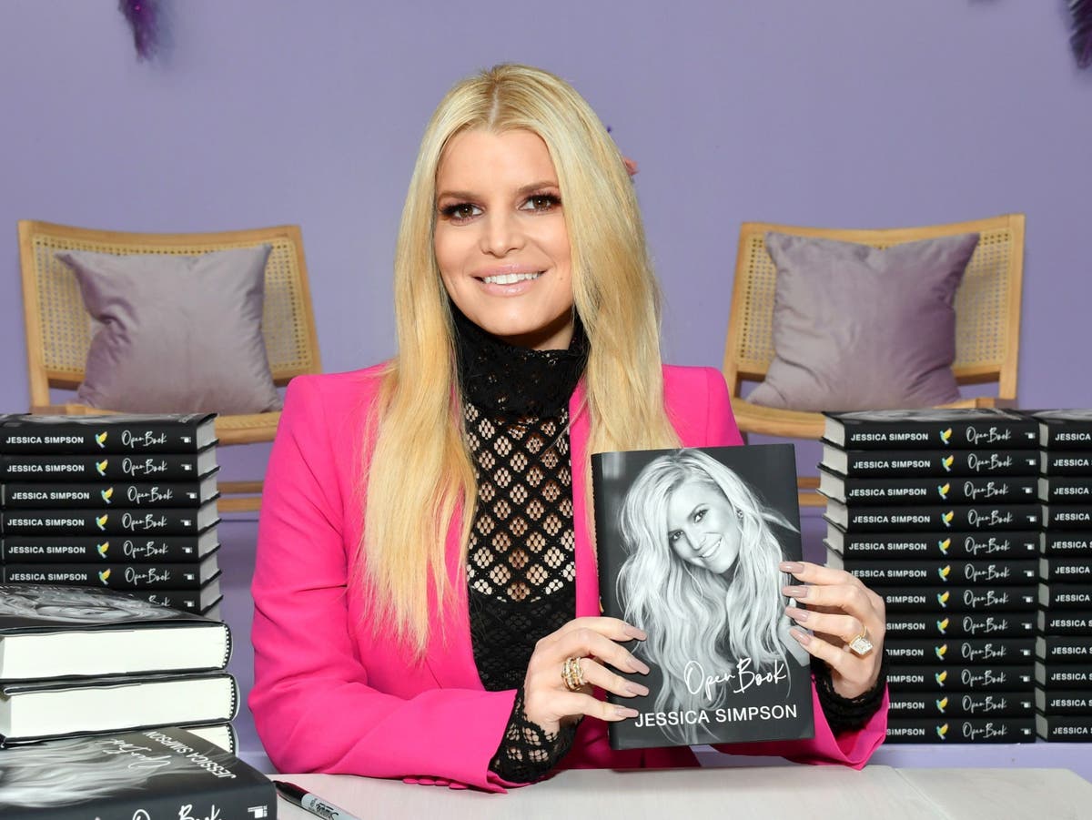 Jessica Simpson reveals she has dyslexia in post celebrating her memoir ...