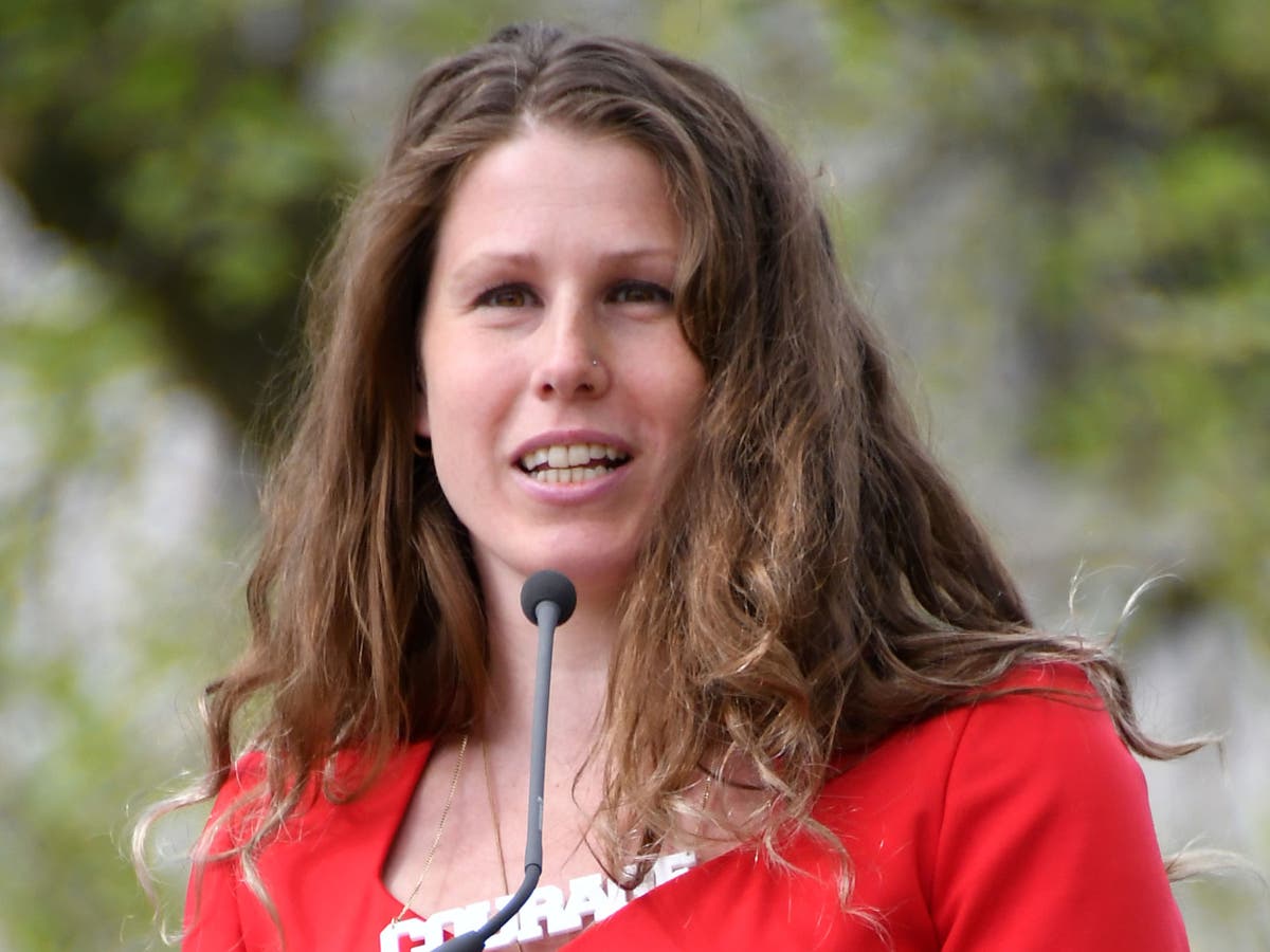 Feminist Caroline Criado-Perez calls for end to NHS maternity partner ...