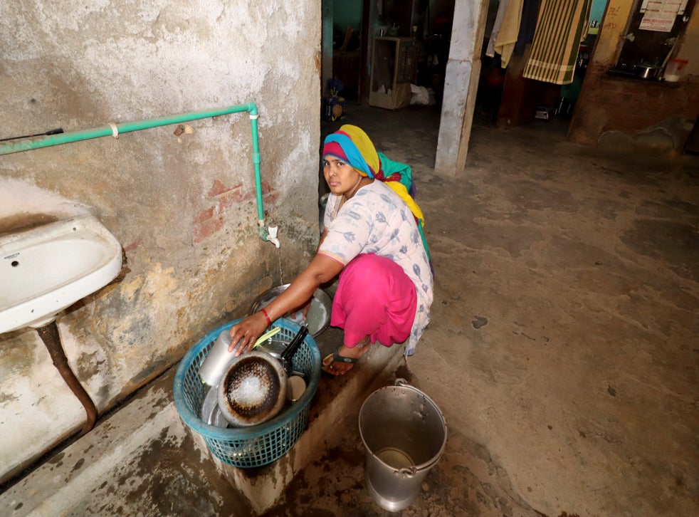 Majority of Indian domestic workers ‘work seven days a week with no ...