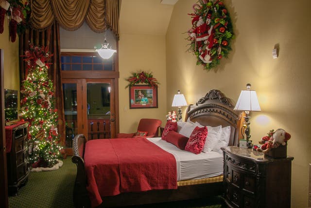 Inside the US hotel where it’s Christmas every day of the year | The ...