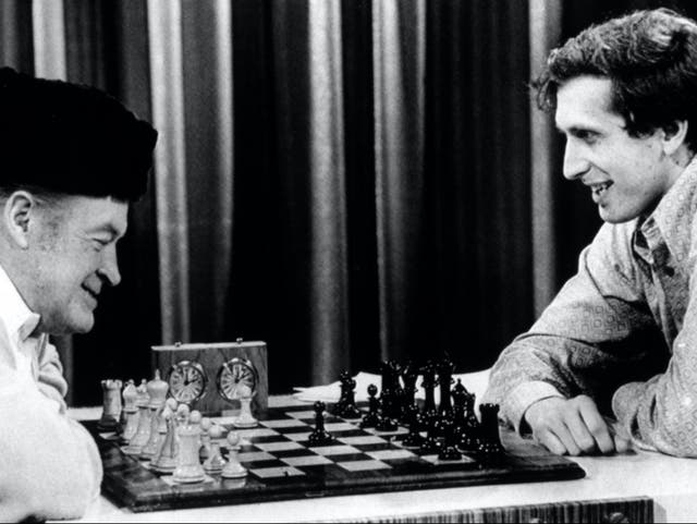 George RR Martin reveals he’s a massive fan of The Queen’s Gambit: ‘I ...