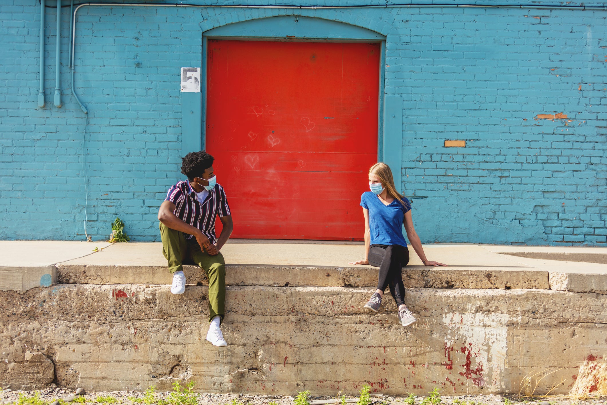 Sex bans, socially distanced dates, and zumping: How 2020 transformed ...