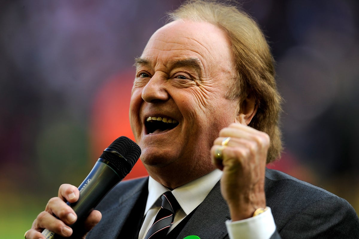 Gerry Marsden: Musician behind Liverpool FC’s ‘You’ll Never Walk Alone ...