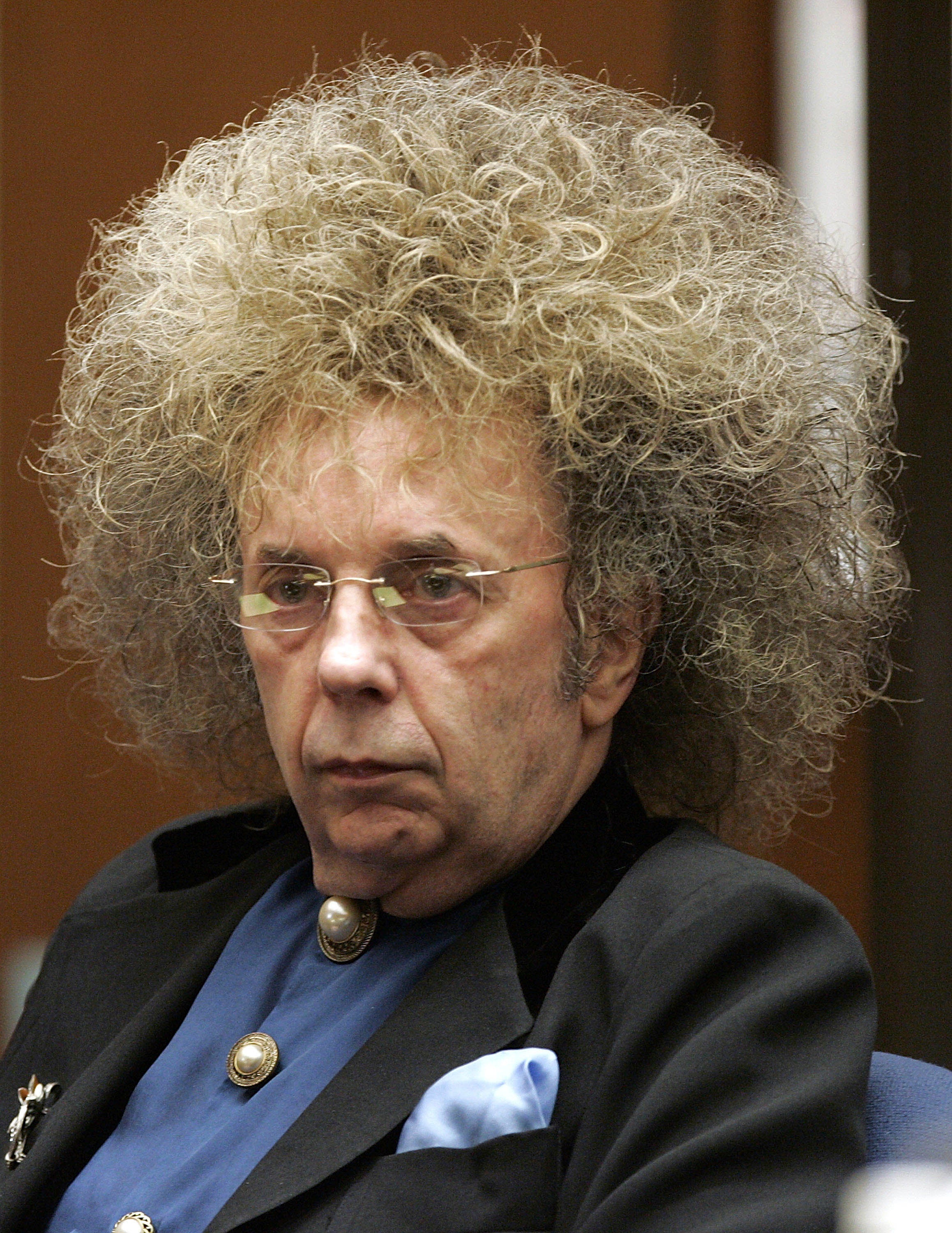 BBC se disculpa por polémico titular sobre la muerte de Phil Spector ...