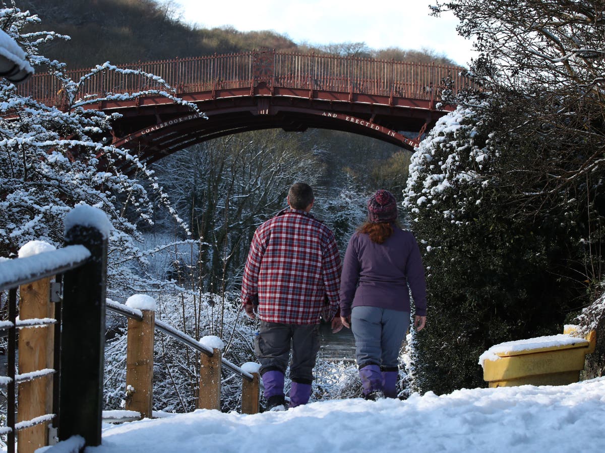 UK weather forecast: Snow and ice warnings issued for northern UK | The ...