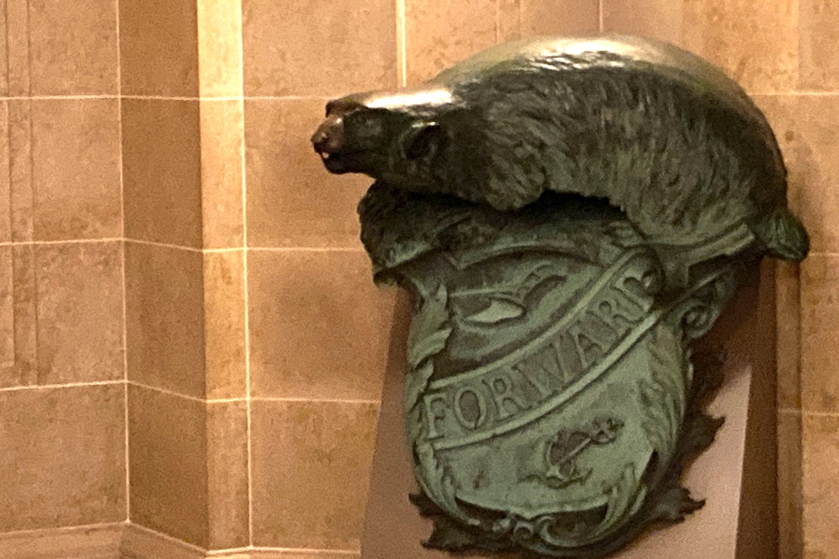 Navy pauses plan to move Wisconsin badger to Virginia museum Wisconsin ...