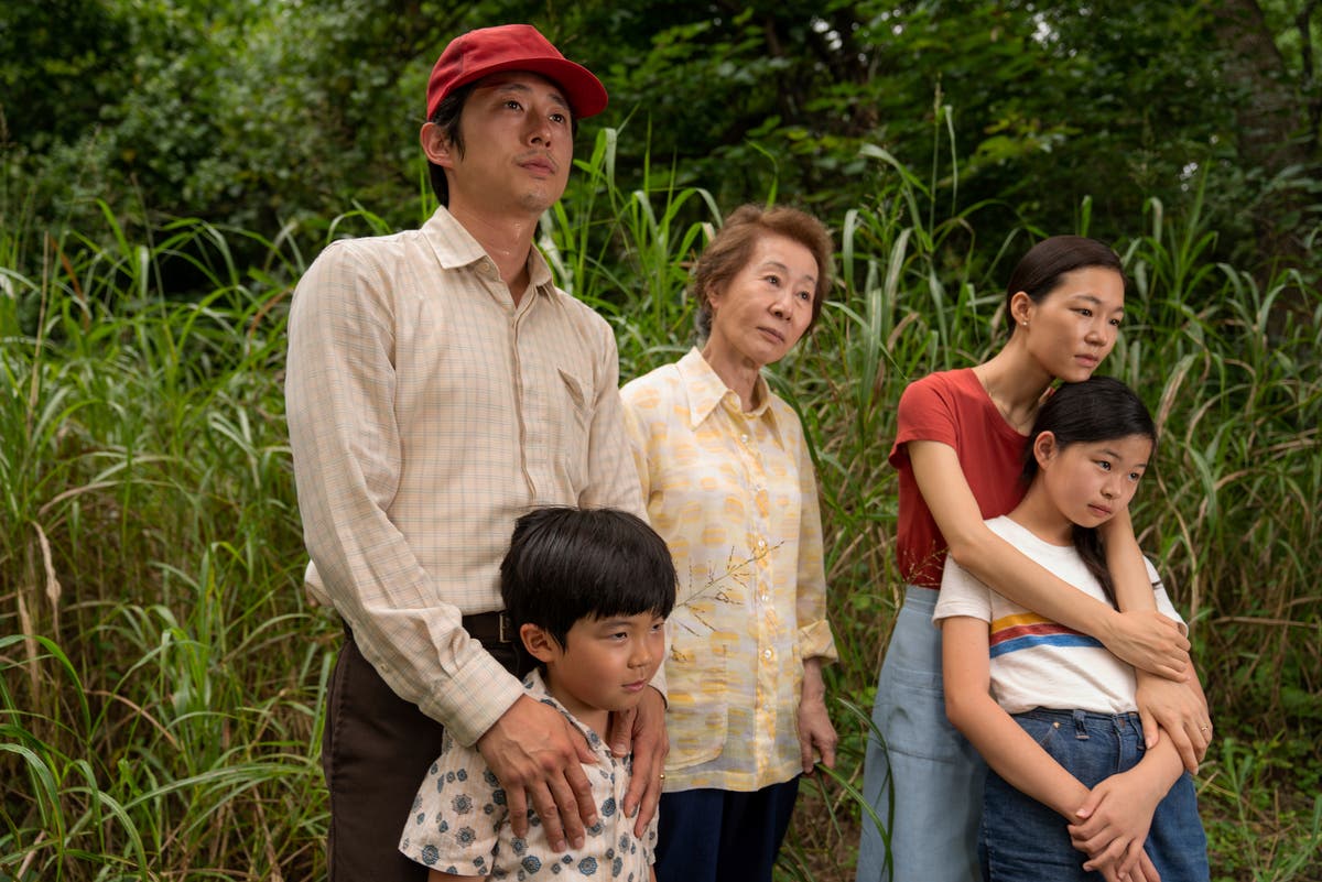 Review: An essential portrait of a family in ‘Minari’ David Steven Yeun ...