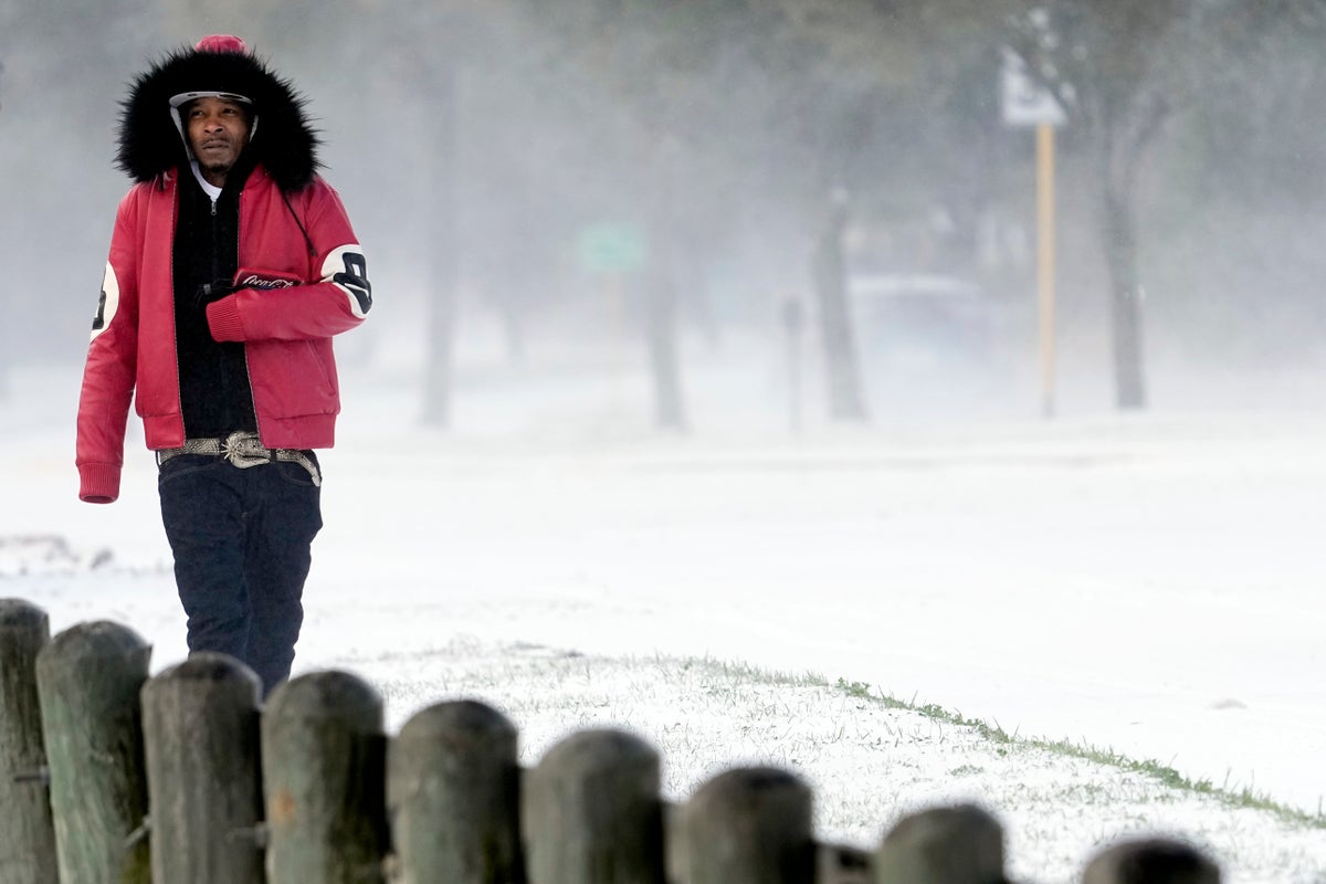 The Latest: Record lows seen in several US cities ice National Weather ...