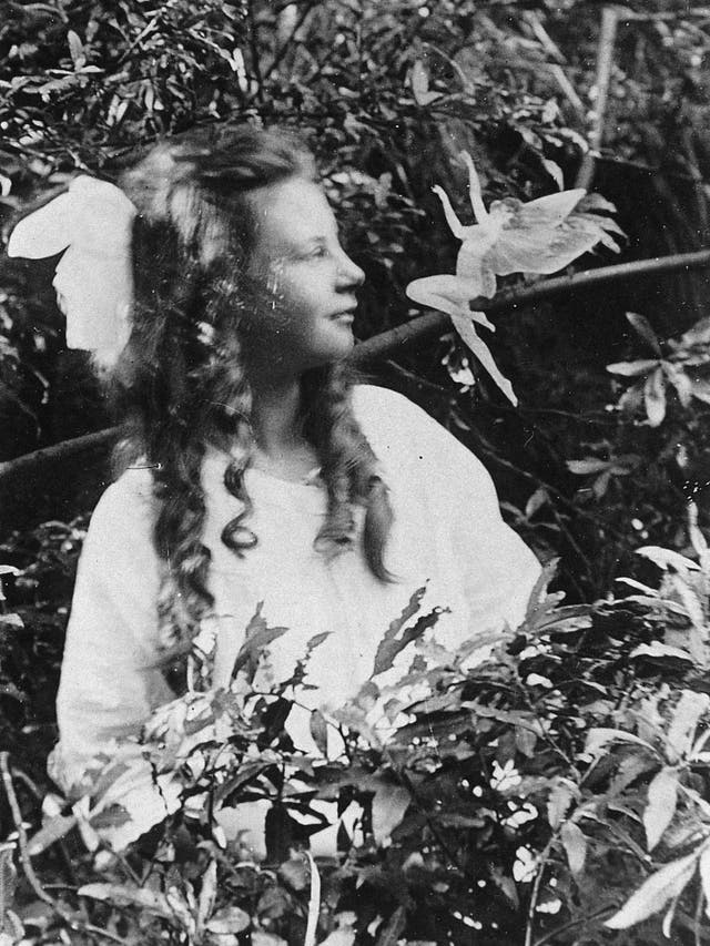 The true story of the Cottingley Fairies hoax | The Independent