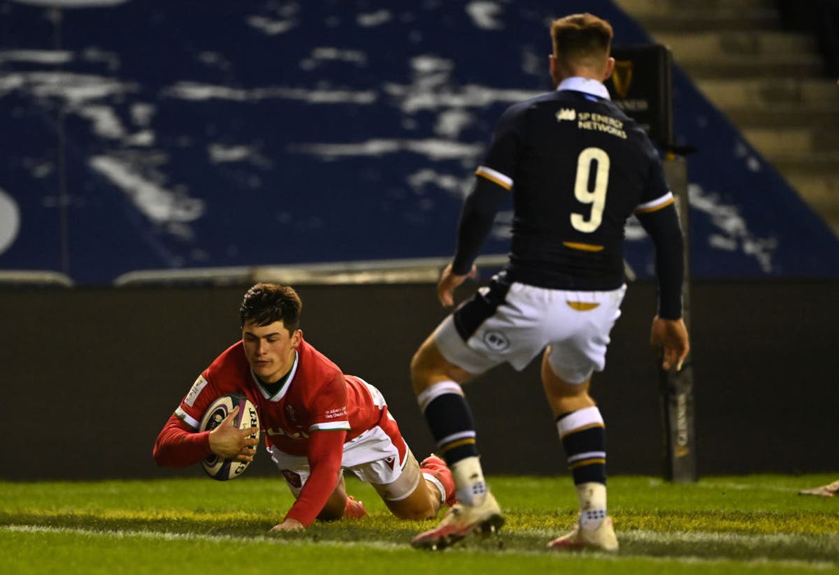 Louis Rees-Zammit ‘loving it’ as key player in Wales’ Six Nations Grand ...