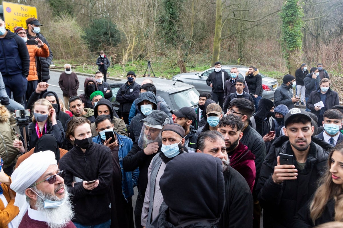 Batley grammar school: Jenrick weighs in on Prophet cartoon row | The ...