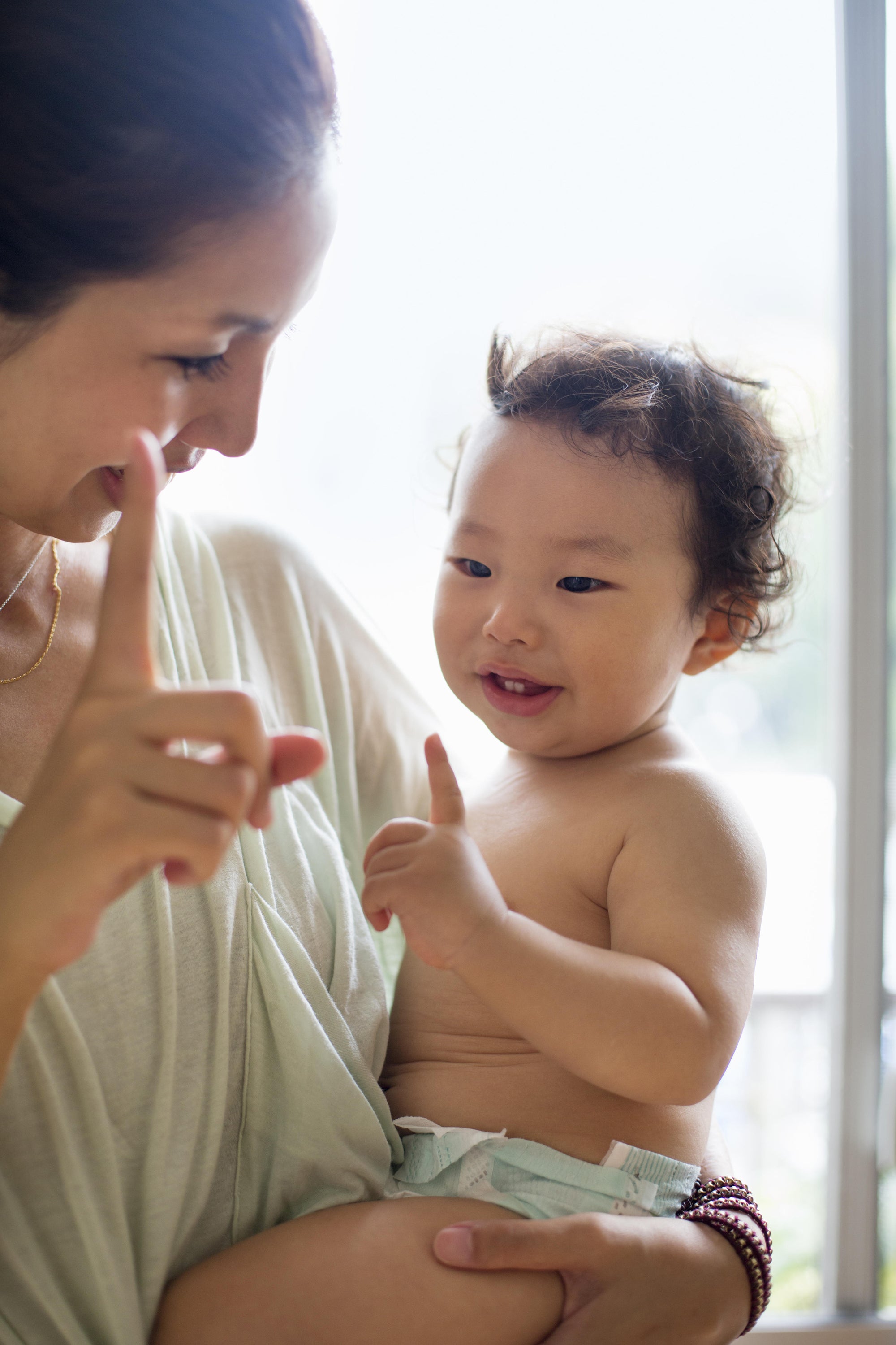 Is talking to my baby in a sing-song voice the best way to speak to her ...