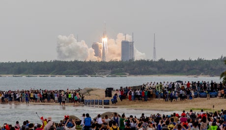 Chinese rocket falls back to Earth: What do we know so…