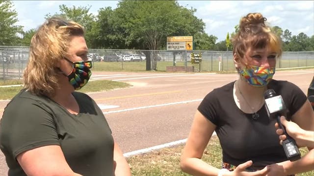 14-year-old girl told by her teacher that her outfit was too revealing ...