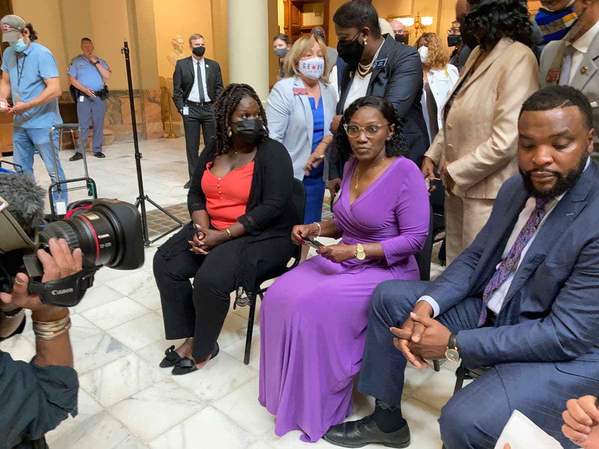 Georgia Gov Kemp Signs Repeal Of 1863 Citizens Arrest Law African