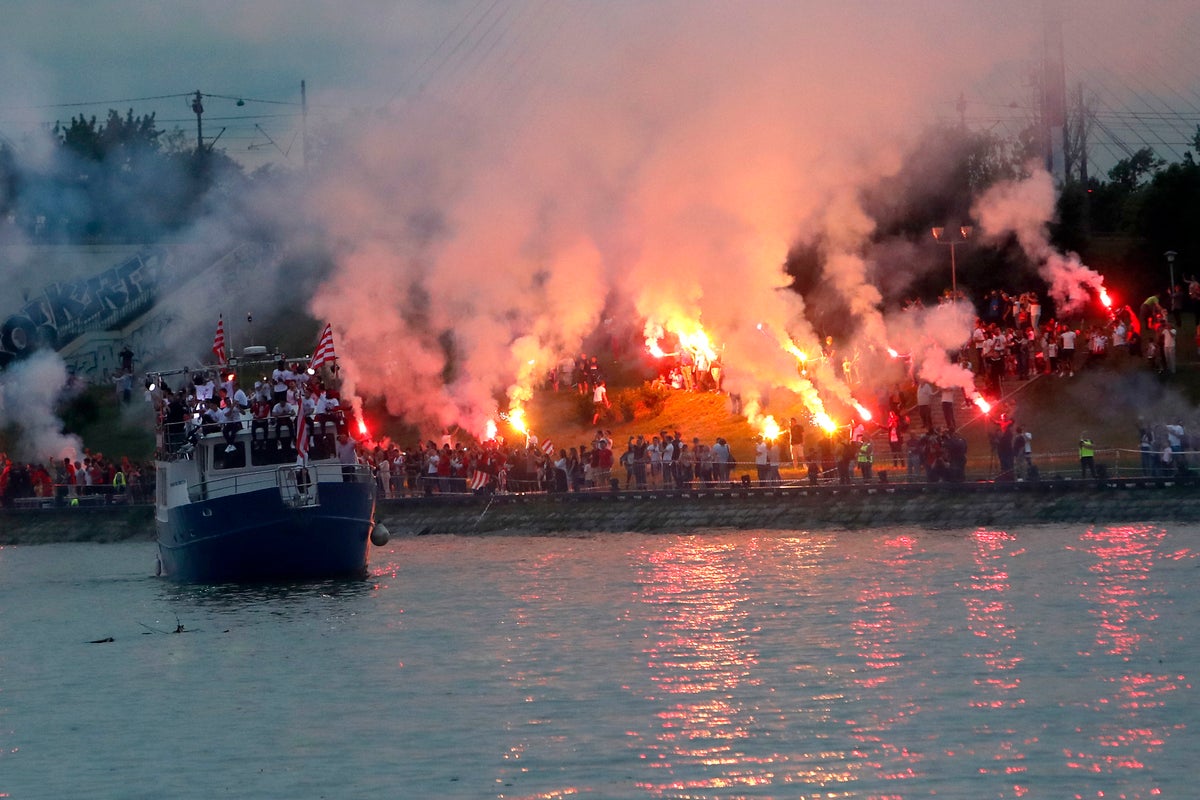 Red Star Belgrade fans riot during Serbian title celebration Red Star ...