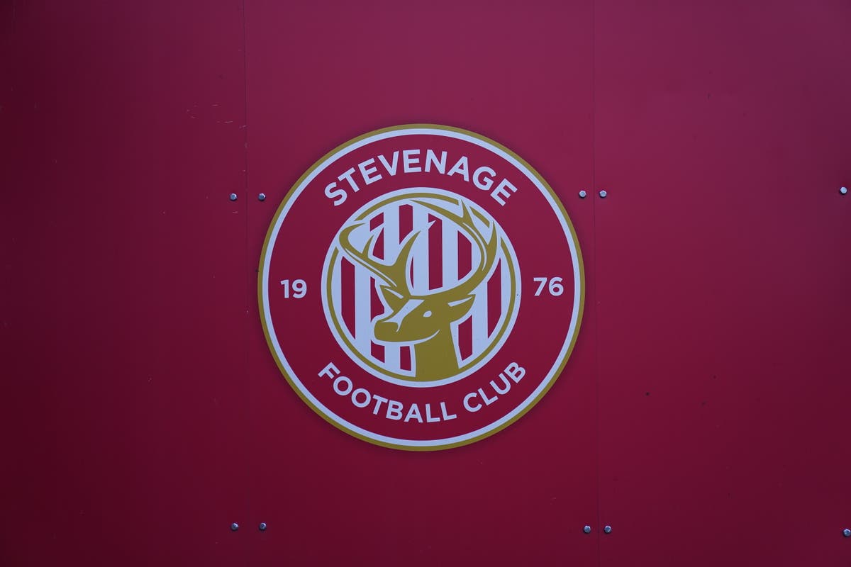 Charlie Carter signs new Stevenage deal | The Independent