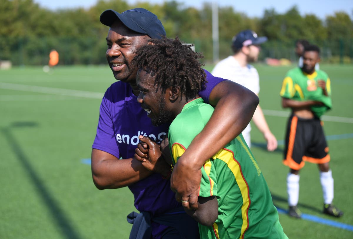 Spirit of Unity: Football helping refugees find their feet in England ...