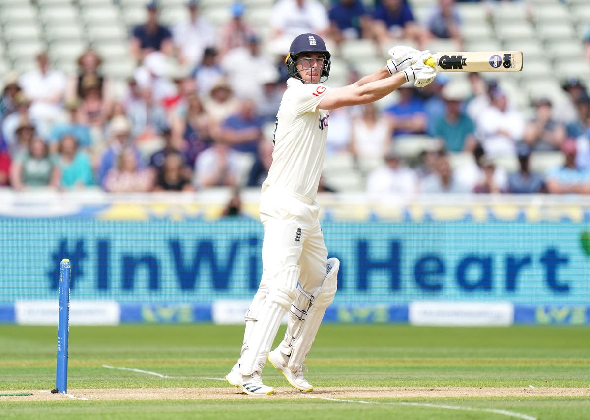 Dan Lawrence misses out on maiden Test century as England post 303 ...