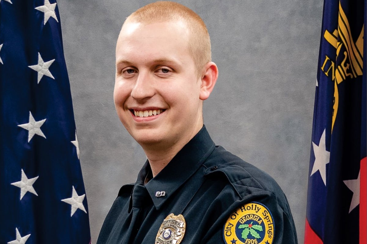 Georgia police officer dies after being dragged by suspect’s car during ...