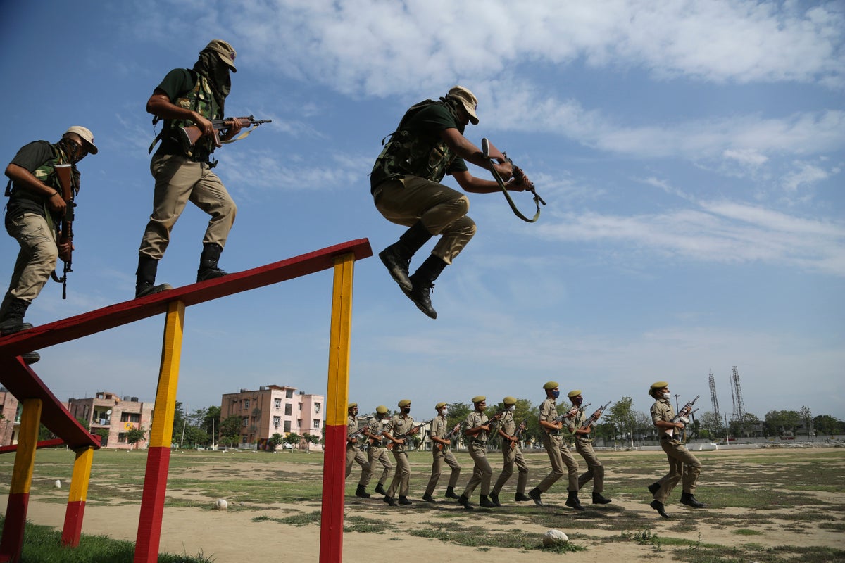 AP PHOTOS: Indian police train villagers for border security Pakistan ...
