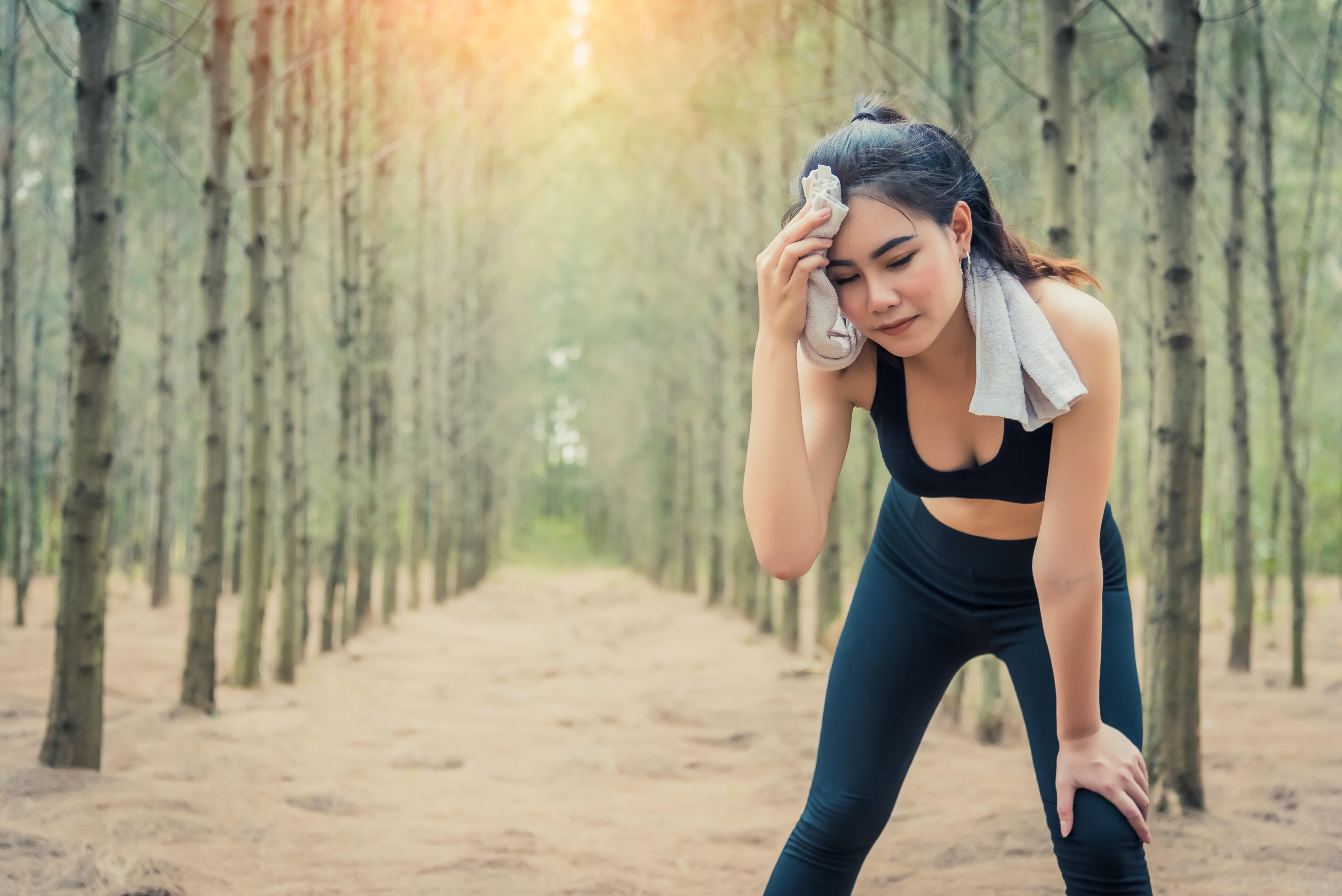 Struggling to run in the heat? This is what experts advise about ...