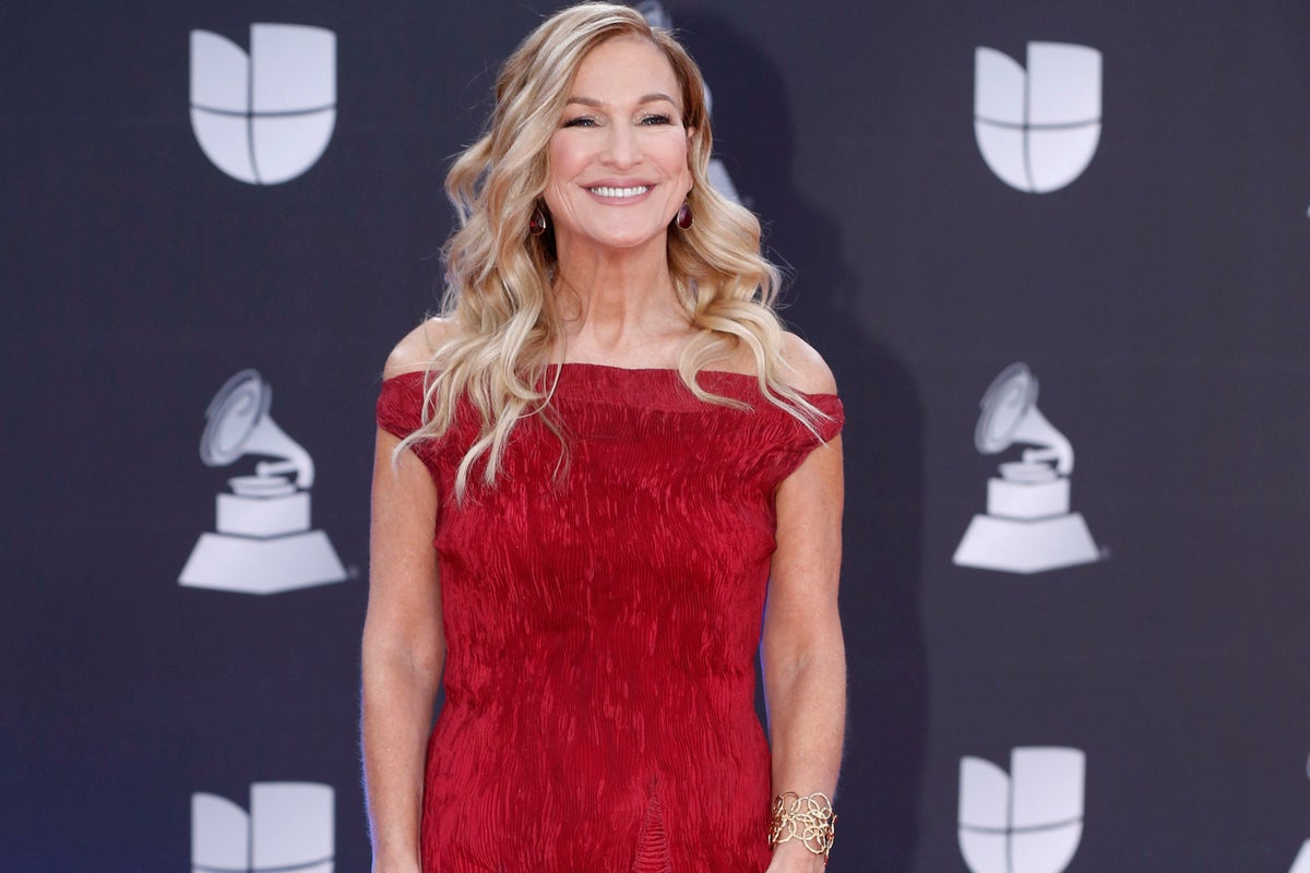 Ousted Grammys CEO, Recording Academy reach settlement Deborah Dugan ...