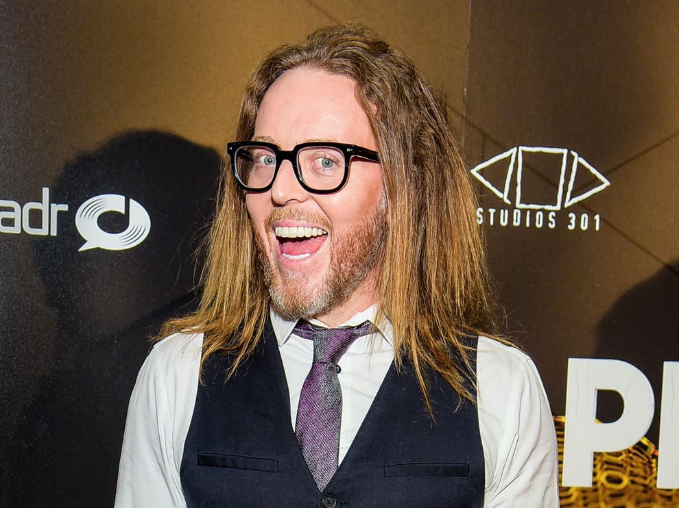 Tim Minchin says ‘progressives are as bad as far right at being ...