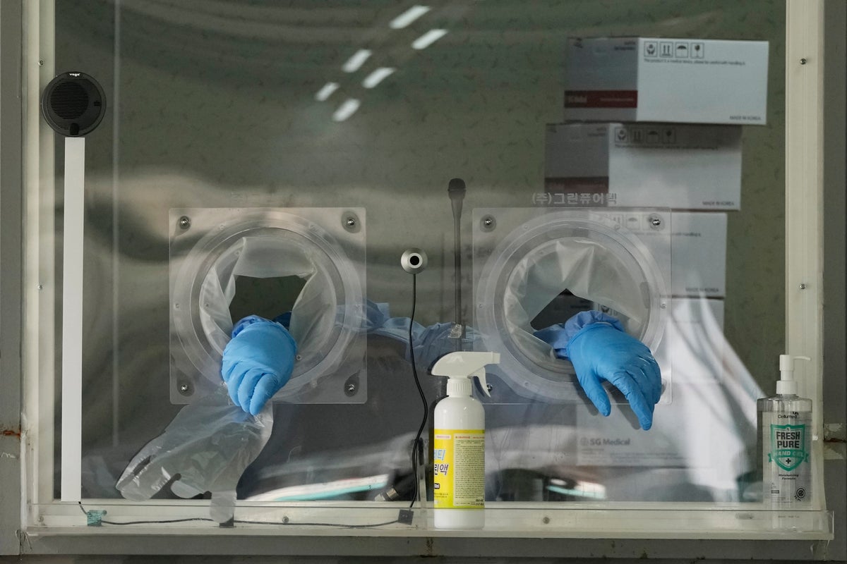Virus cases jump 1,200 in South Korea amid slow vaccination South Korea ...