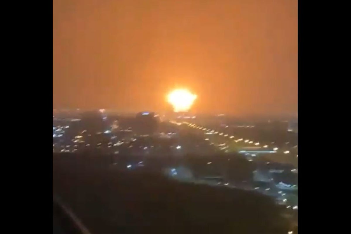Huge explosion on container ship rocks Dubai’s Jebel Ali port | The ...