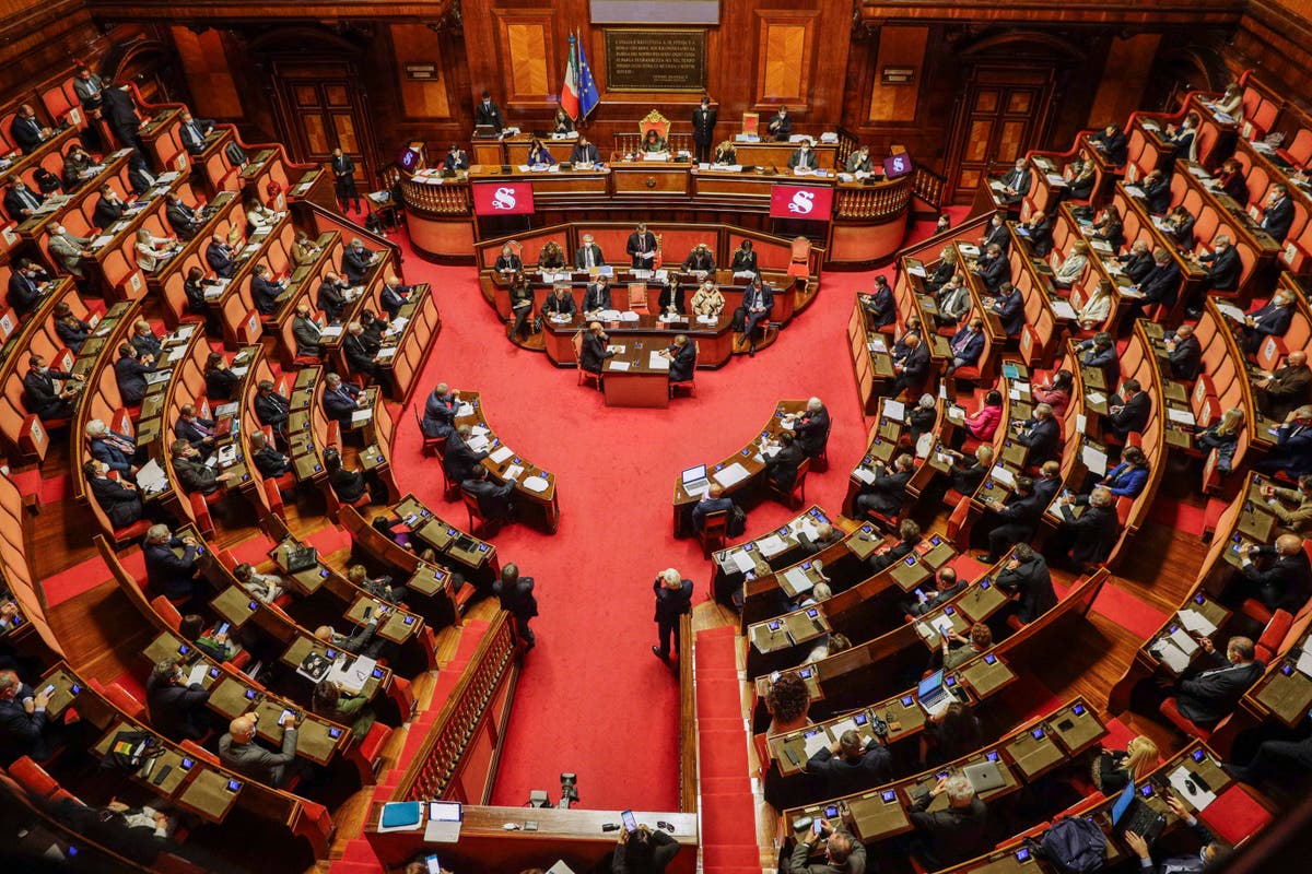 Italian Senate endorses lowering voting age from 25 to 18 Italian ...
