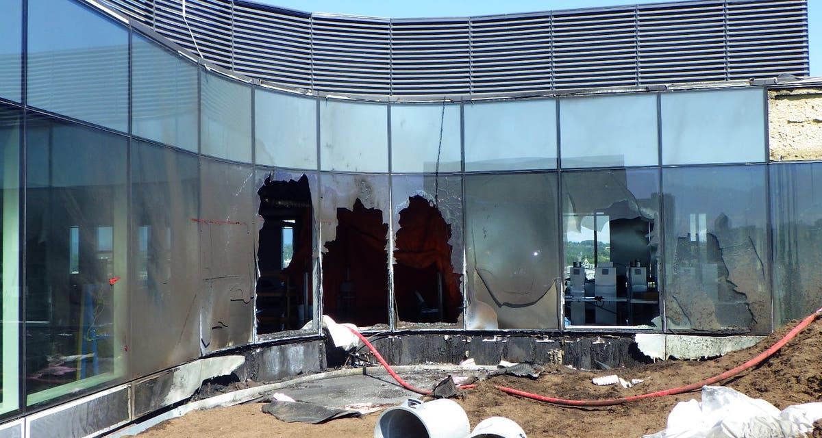 Curved windows magnifying sunlight spark high-rise fire in Vancouver ...