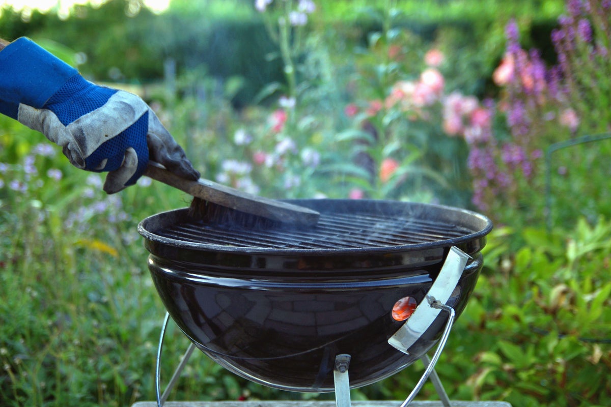 5 top tips for cleaning your BBQ | The Independent