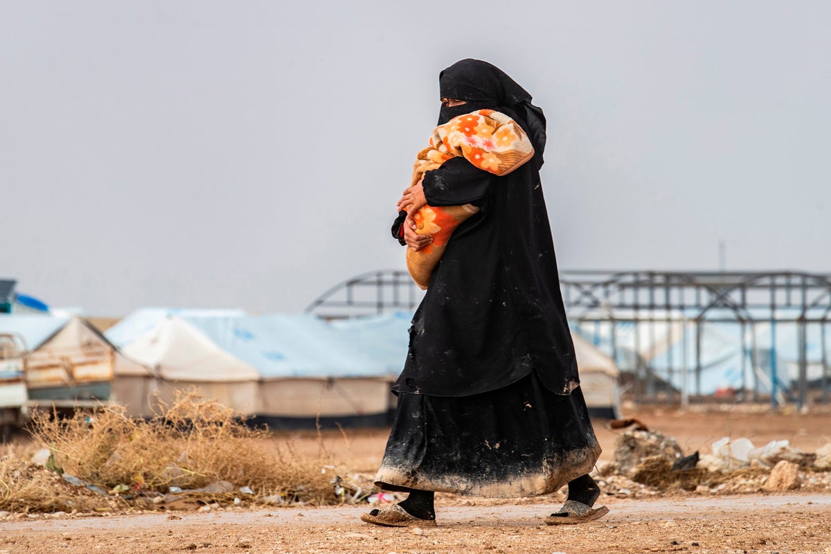 American girl whose mother died after joining Isis rescued from Syria ...