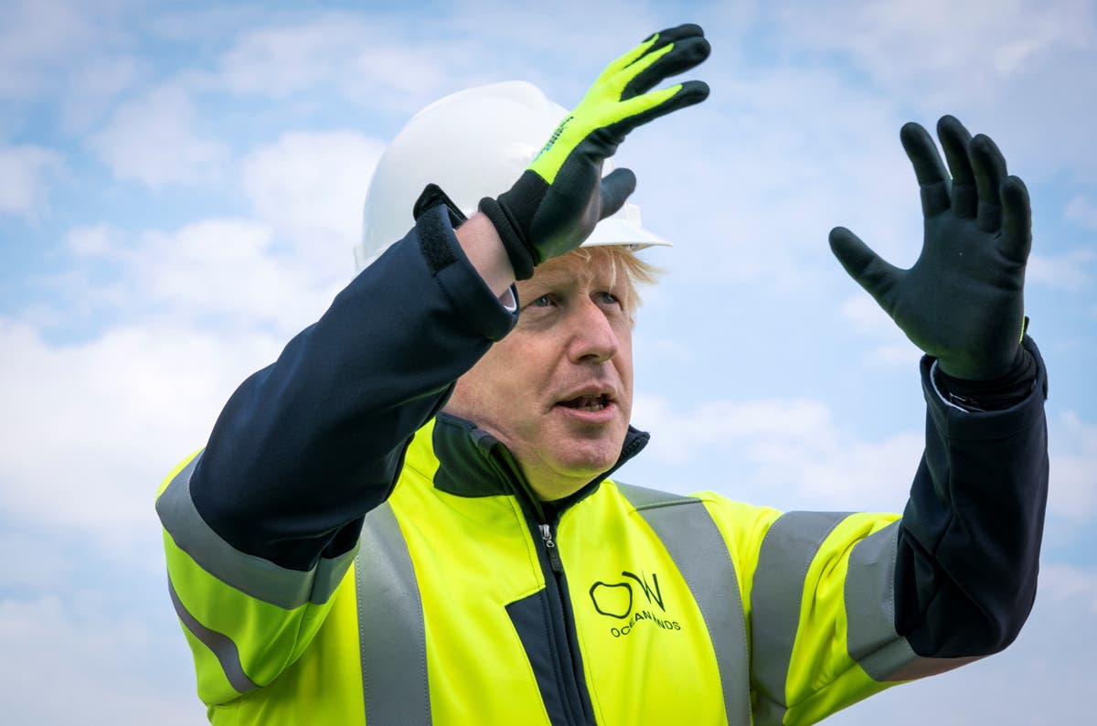 Boris Johnson avoids self-isolation after aide tests positive for Covid ...