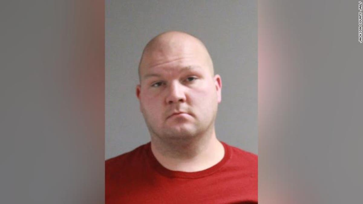 Oregon high school janitor with ‘homicidal thoughts’ surrenders to ...