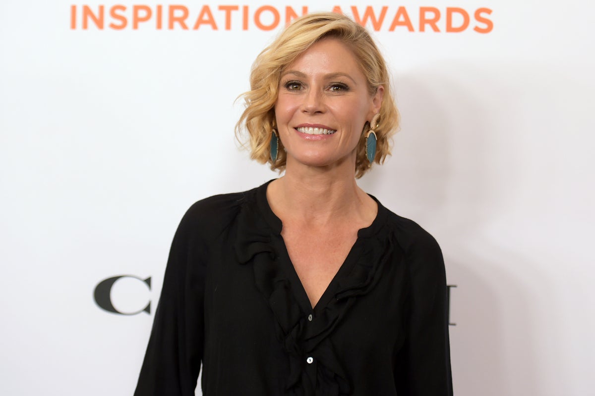 Julie Bowen thought she would get replaced in Happy Gilmore 2 | The ...