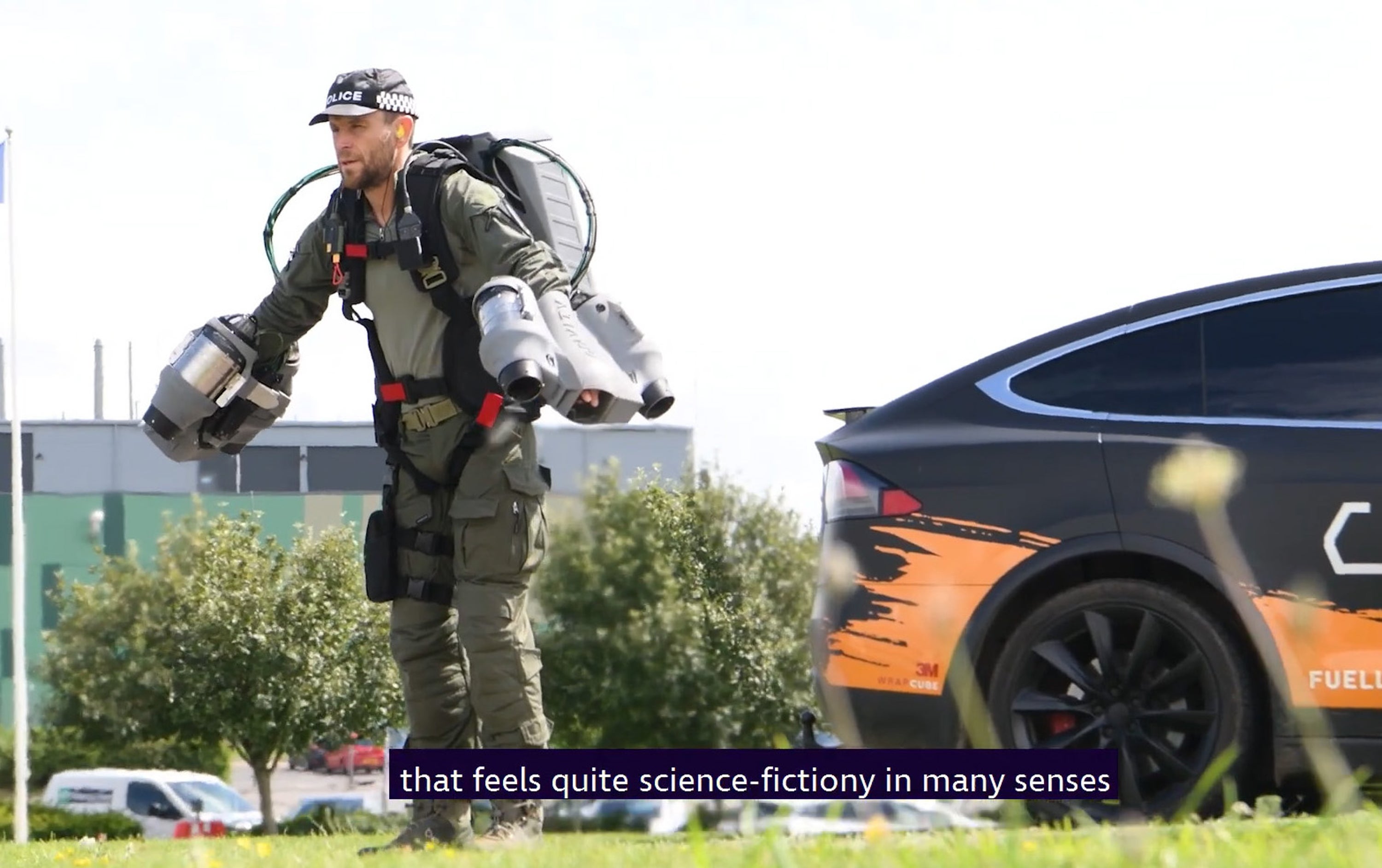 Is it a bird, is it a plane? No, it’s a flying policeman! | indy100