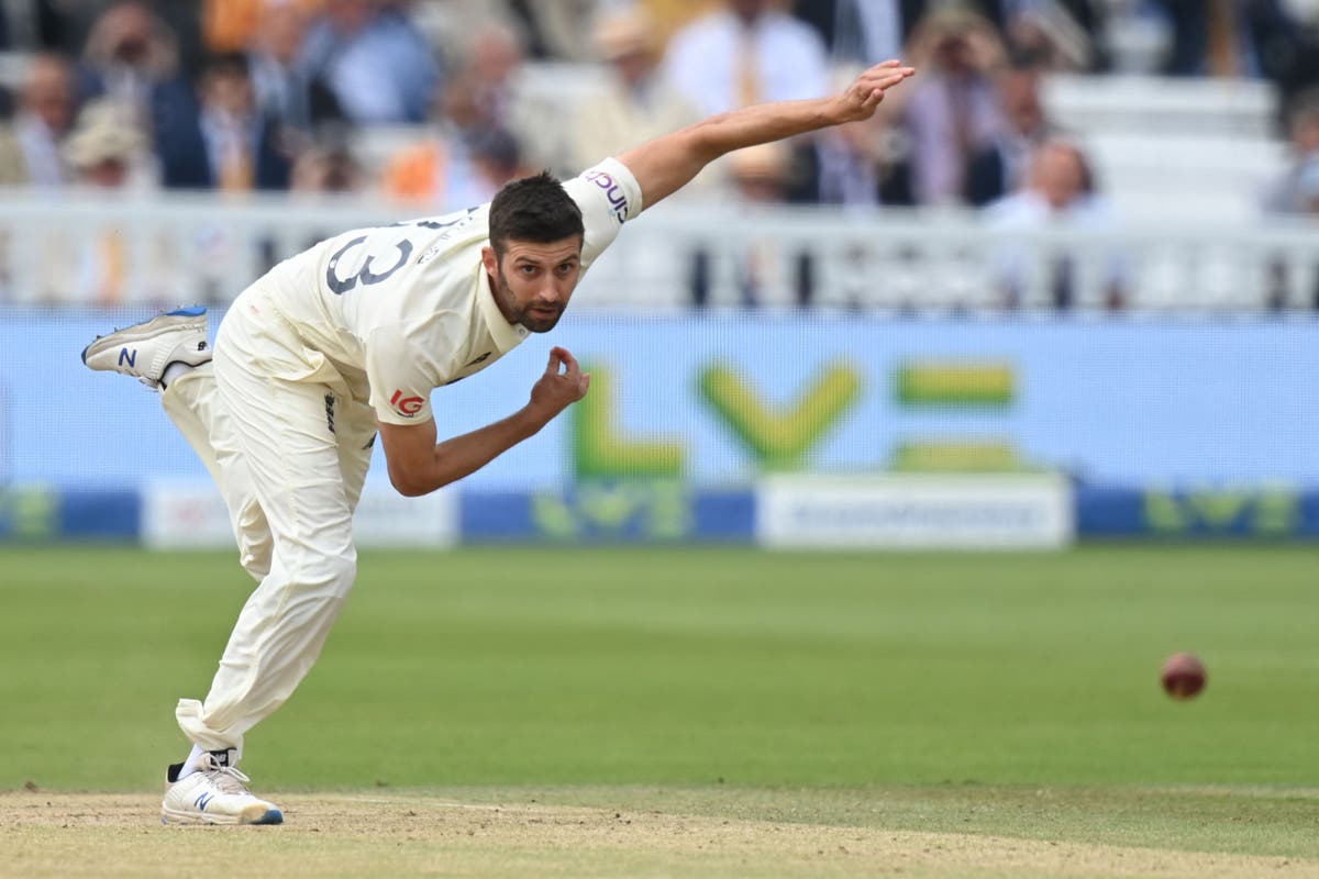 Mark Wood: Injury rules England bowler out of third Test against India ...