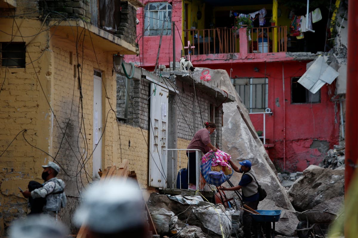 Search in Mexico hill collapse slowed by fears of landslides | The ...