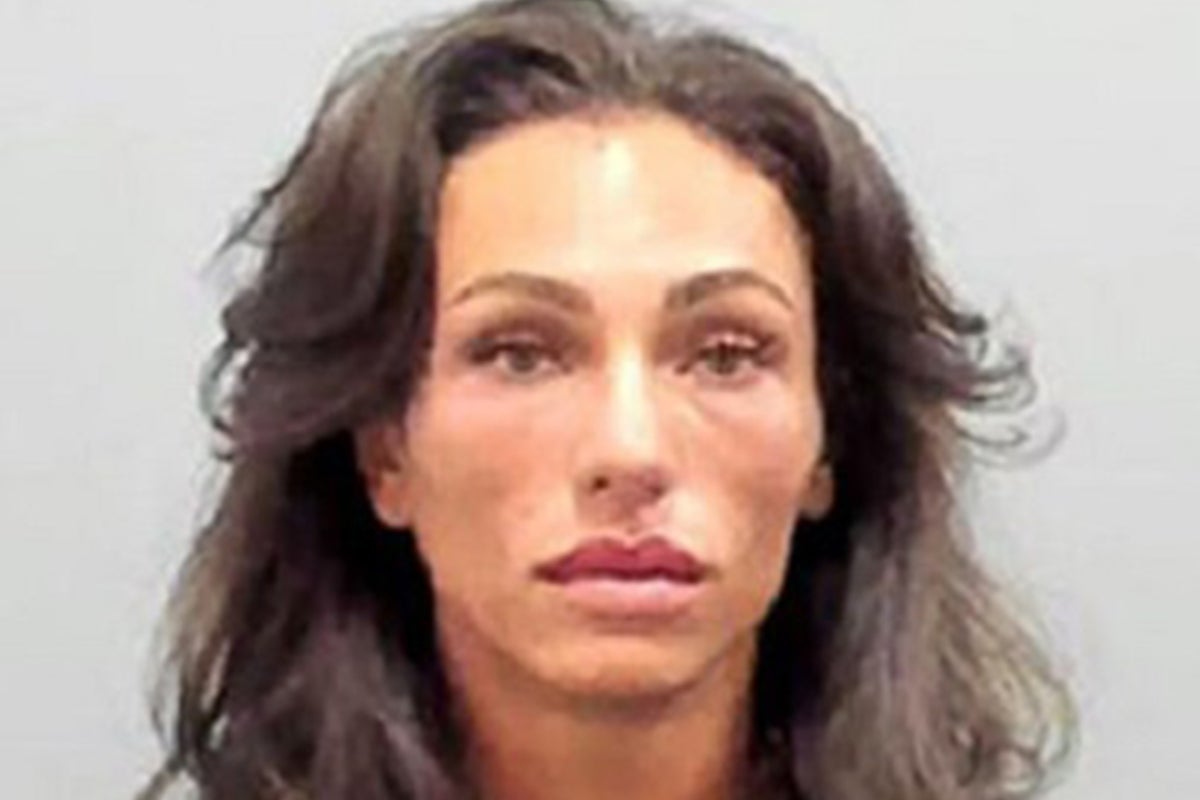 Top fitness influencer arrested after being caught with package of ...